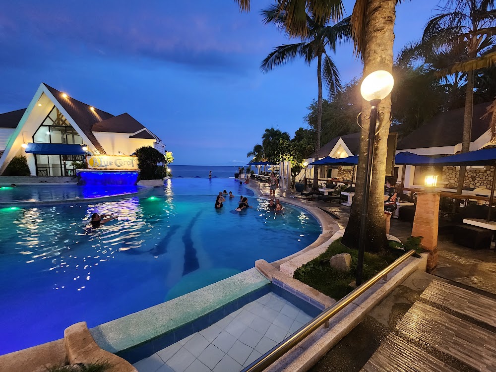 Blue Coral Beach Resort - 4-star hotel in Laiya, Philippines - Website